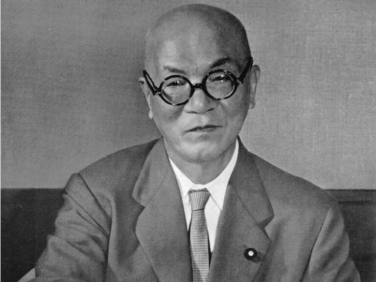 【家系図で解説】岸信介と佐藤栄作はなぜ違う苗字？養子縁組と兄弟宰相の知られざる関係 | 気まぐれ情報発信サイト